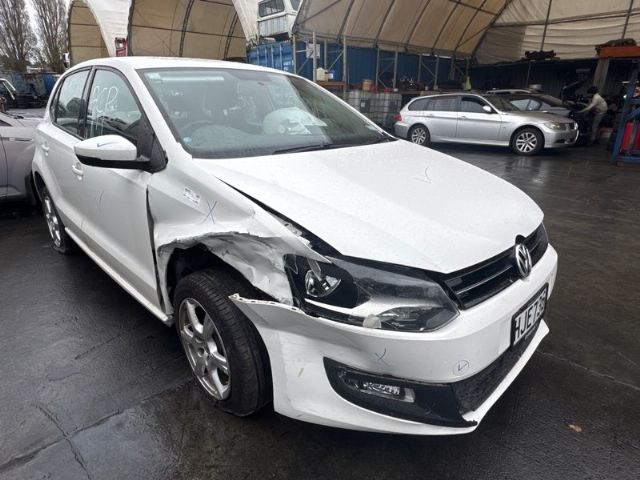 Wrecking Volkswagen Polo 6R 2009-2013
